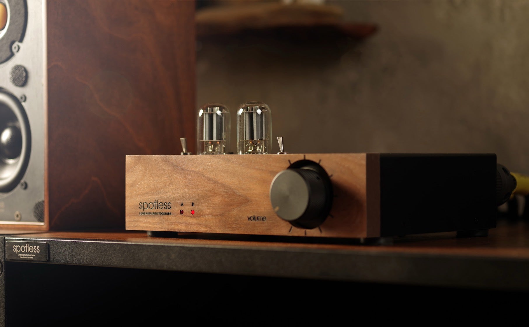 V1 Integrated Valve Class AB Amplifier – Spotless Audio